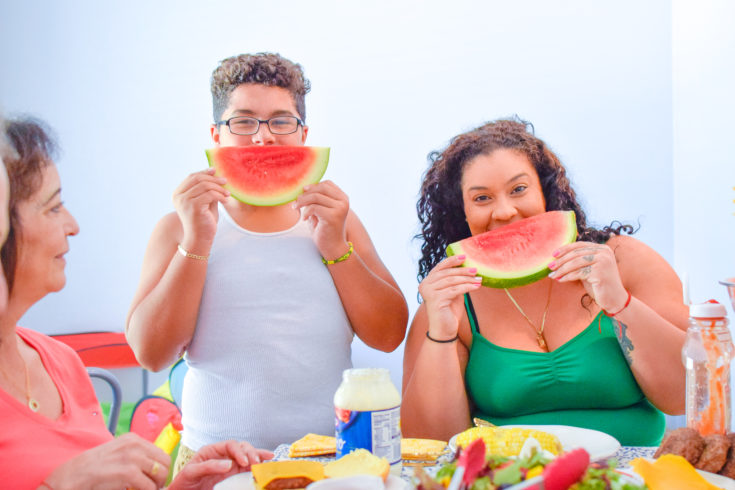 How to Throw a Produce Party – FREE In-Season Produce Printable